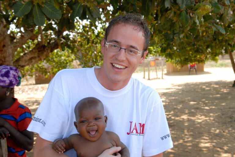 Unsere Geschichte - Stiftung Schweiz ForAfrika